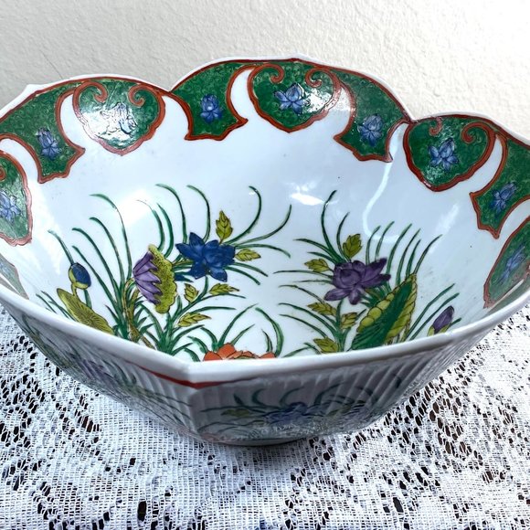 Yang Cheng, China | Art | Vintage Yang Cheng Porcelain Scalloped Lotus ...